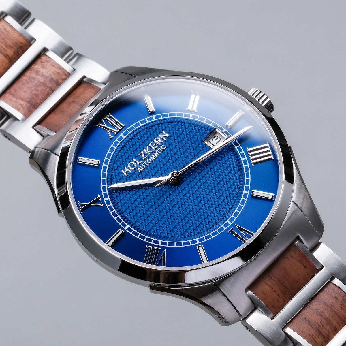 Milestones (Walnut/Blue) | Holzkern Wood Watches