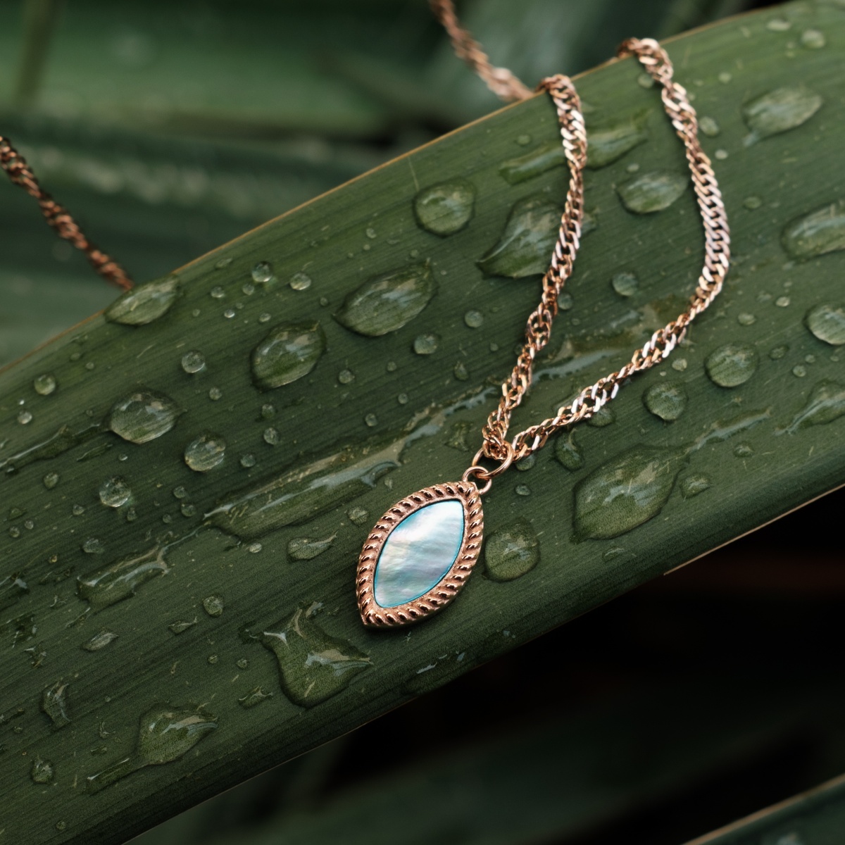 Visual Necklace (Nacre/Rose Gold) | Holzkern